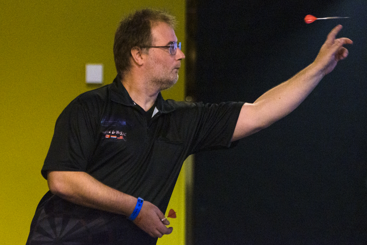 Pascal van der Hoorn en Cliff Ruiter en winnen koppeltoernooi paradarts ...